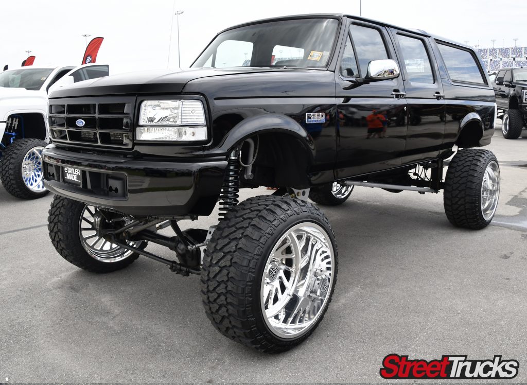 Four Door OBS Ford Bronco - SoCal Trucks